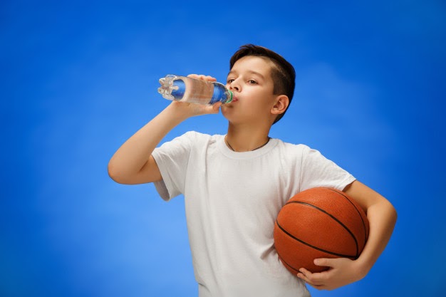 Hydration & physical activity: How much water does your child need - Go ...